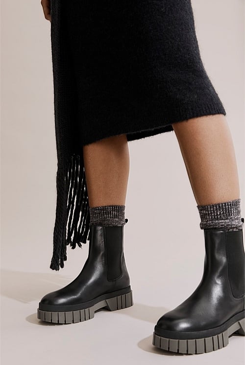Black Leather Tully Gusset Boot - Boots | Country Road