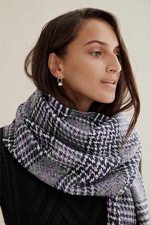 Faded Purple Cross Hatch Scarf - Hats, Scarves & Gloves | Country Road